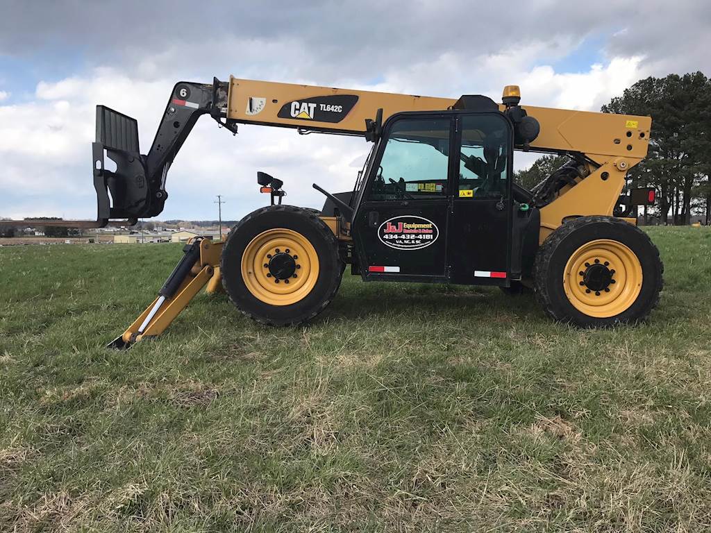 Caterpillar TL642C (Prefix THG) Telehandler Operation and Maintenance ...