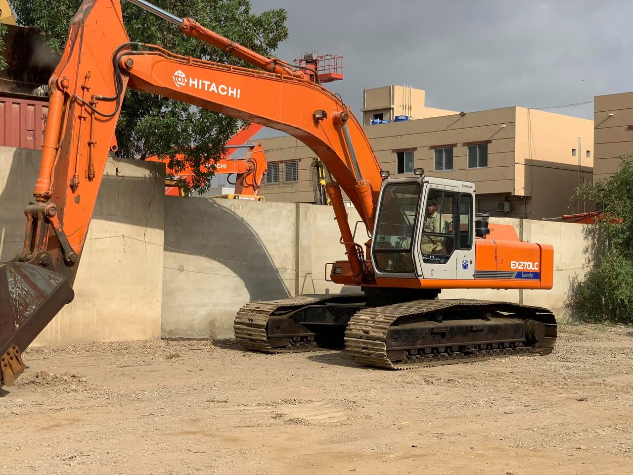 Download Hitachi UH082 Hydraulic Excavator Operator Manual – Quality ...