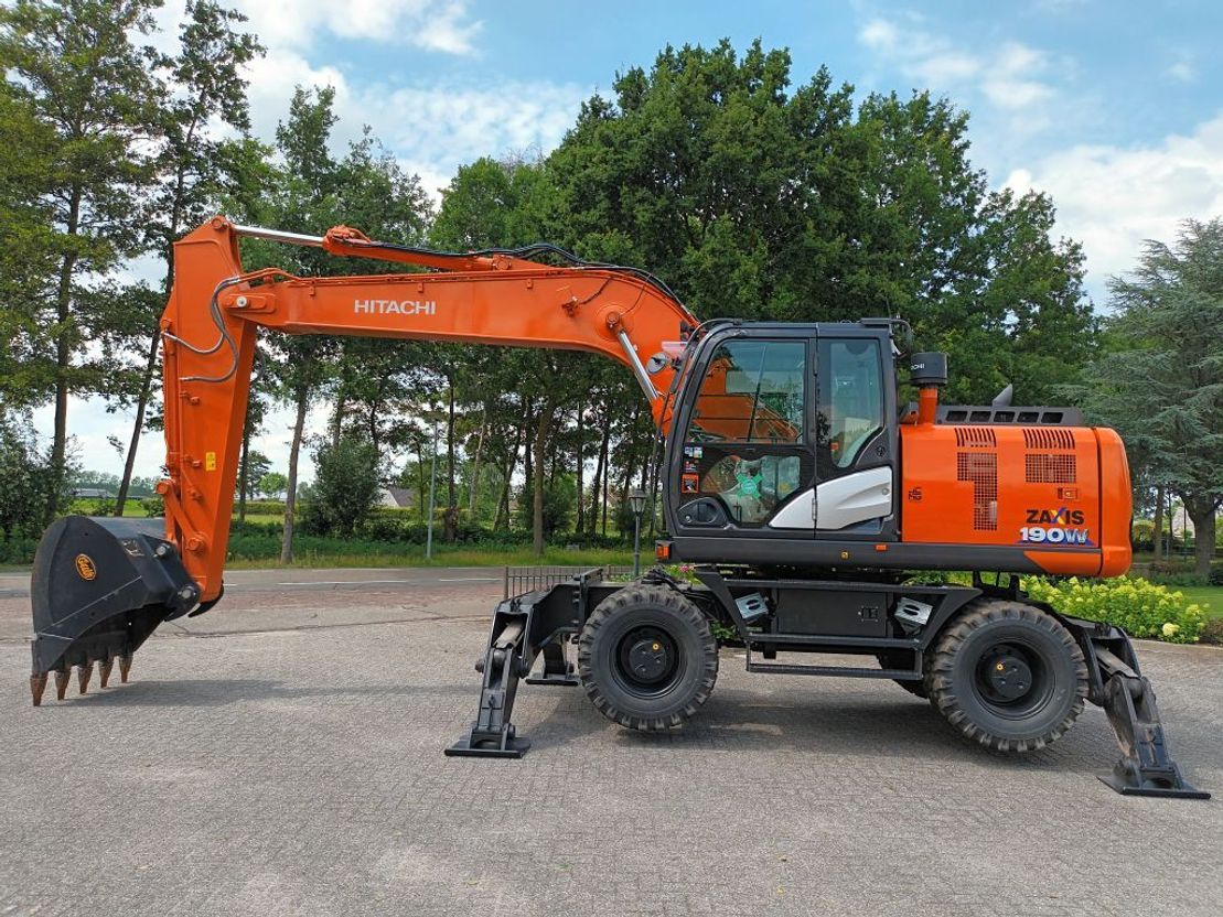 Download Hitachi Zaxis 190W-6N Wheeled Excavator Operator Manual ...