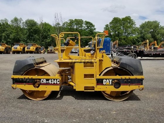 Caterpillar CB-434C (Prefix 4MW) Vibratory Compactor Parts List Manual ...