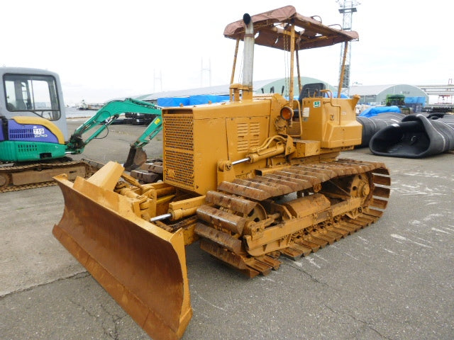 Download Komatsu D31P-17 (JPN) Bulldozer Parts Manual SN 32001-UP (Str ...